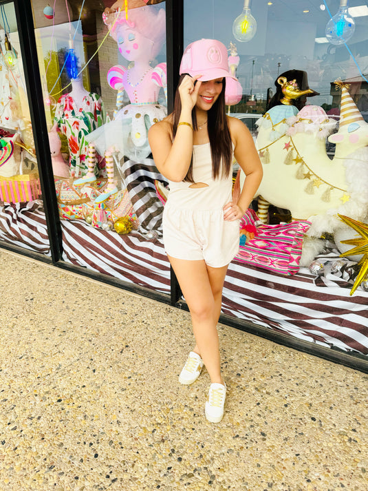 Camel Threads Retail