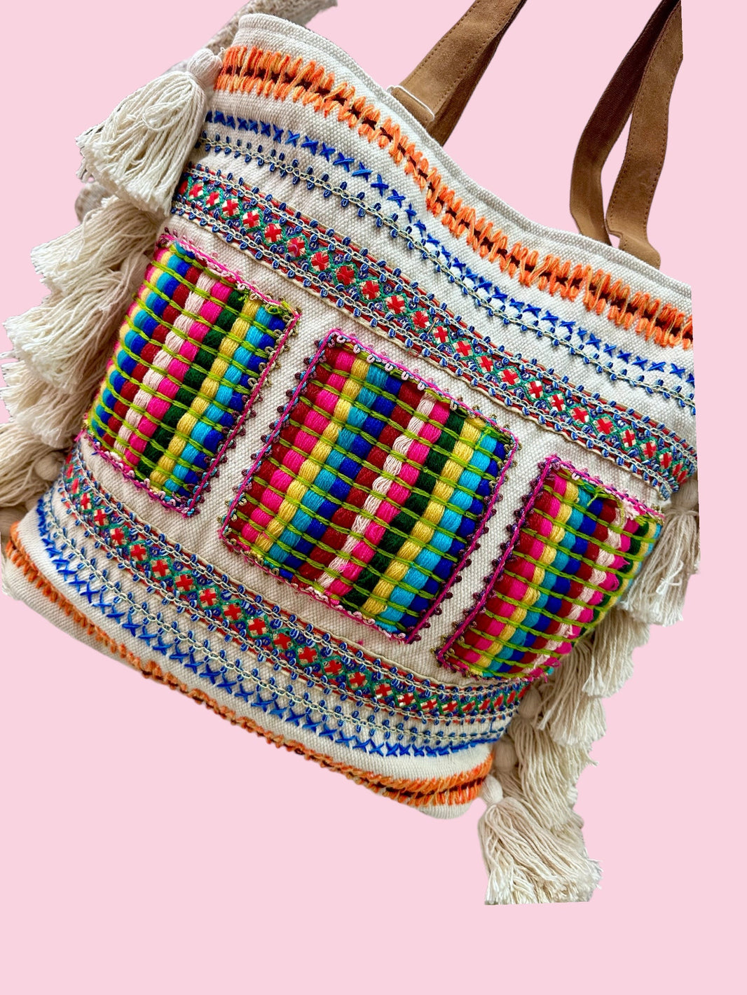 Totes – Camel Threads Retail